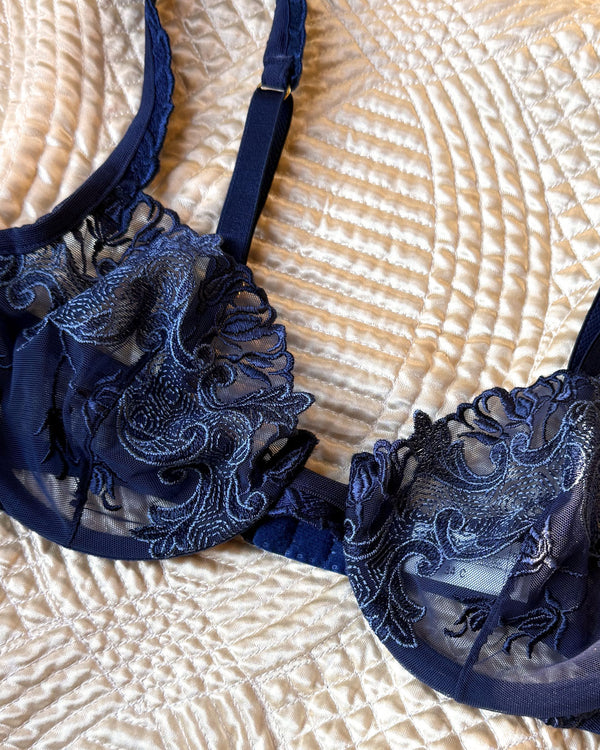90s Blue Sheer Embroidered Bra | 34C - Lucky Vintage